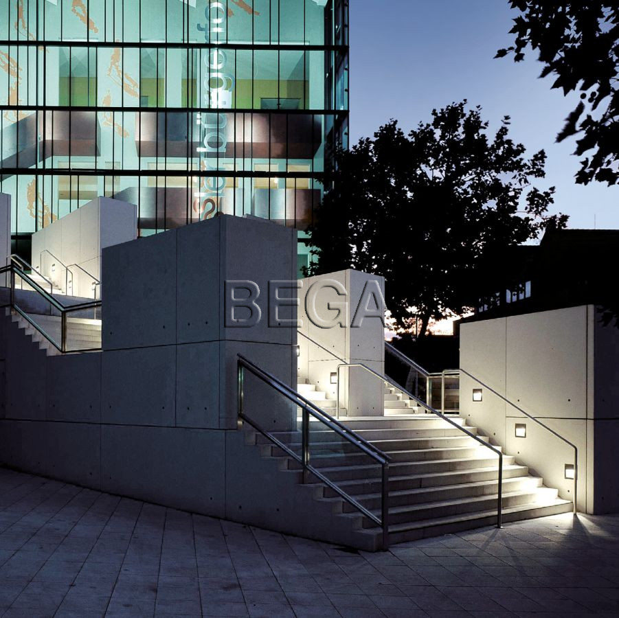 Exterior BEGA recessed-wall-luminaires-with-compact-dimensions 22-202 ...